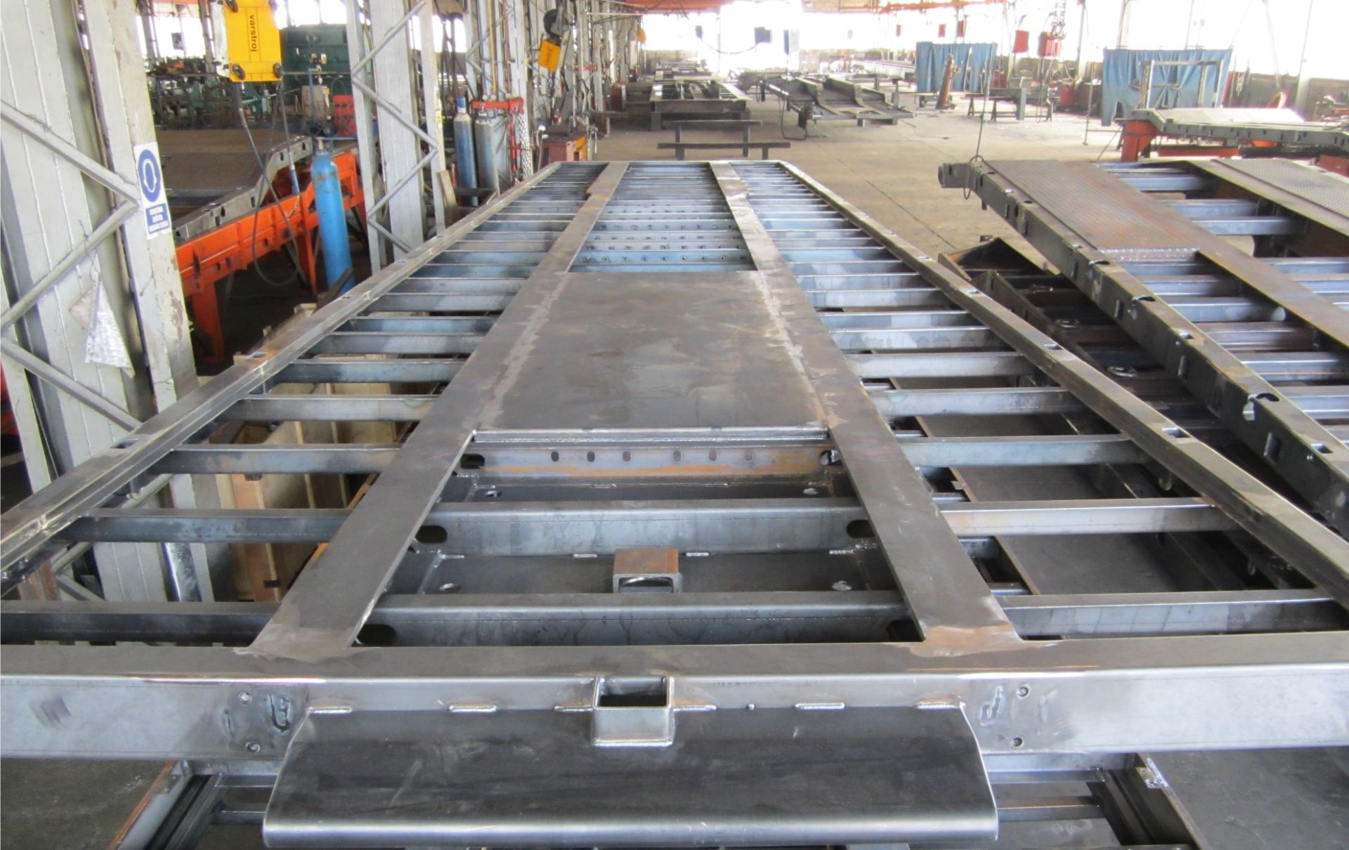 CHASSIS | Strolit.com
